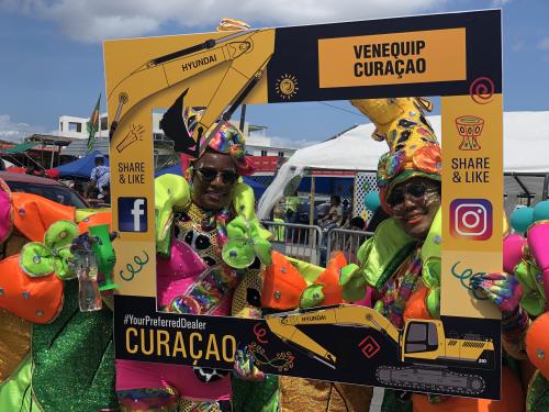 Semper presente ku nos pueblo di Korsou – Curaçao